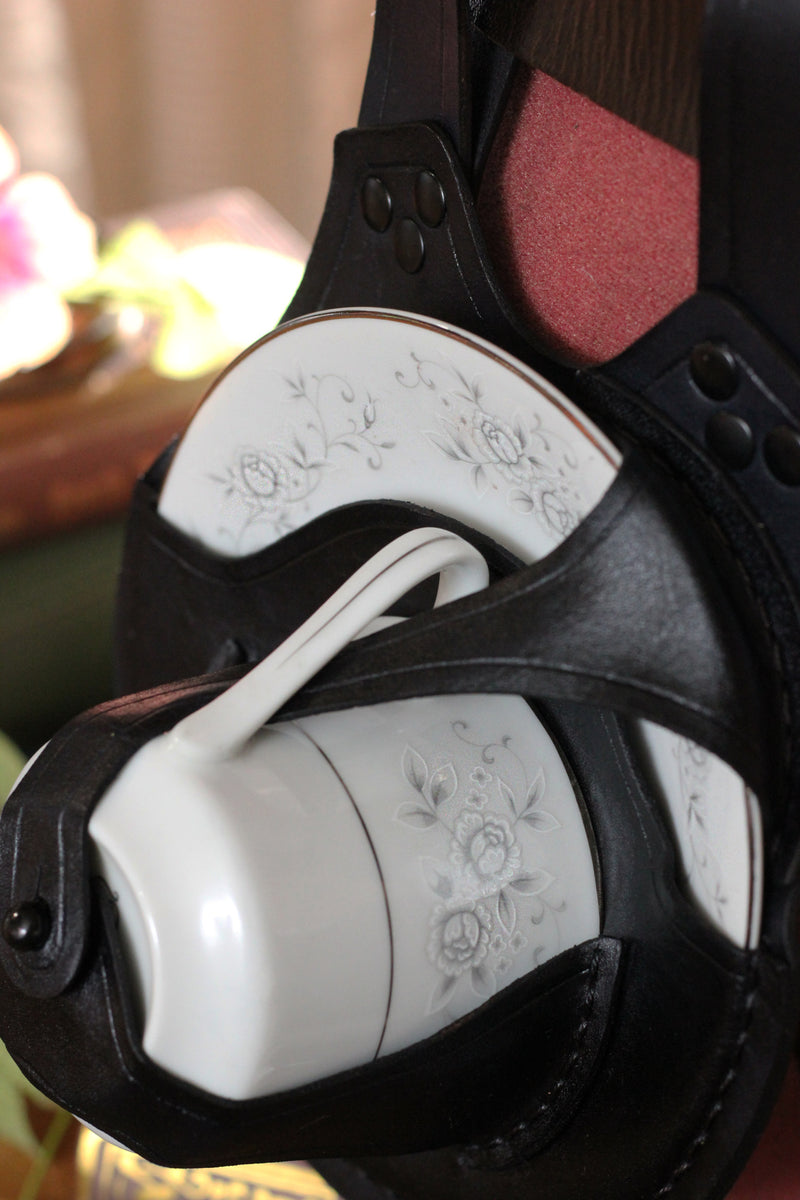 Teacup Holster with Platinum Rose Cup and Saucer – Bleu Rose Designs