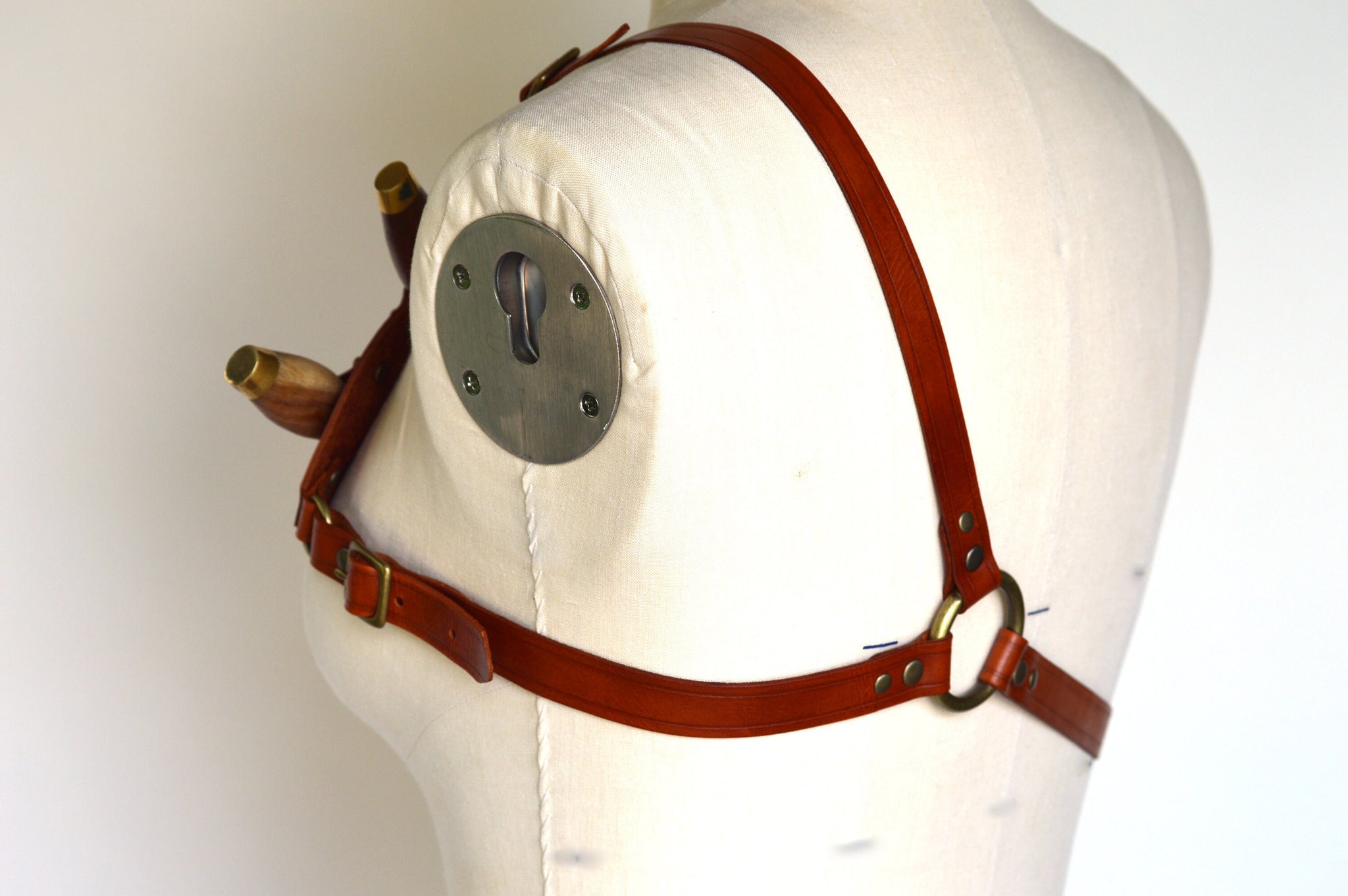 Assassin's Double Dagger Chest Sheath – Bleu Rose Designs